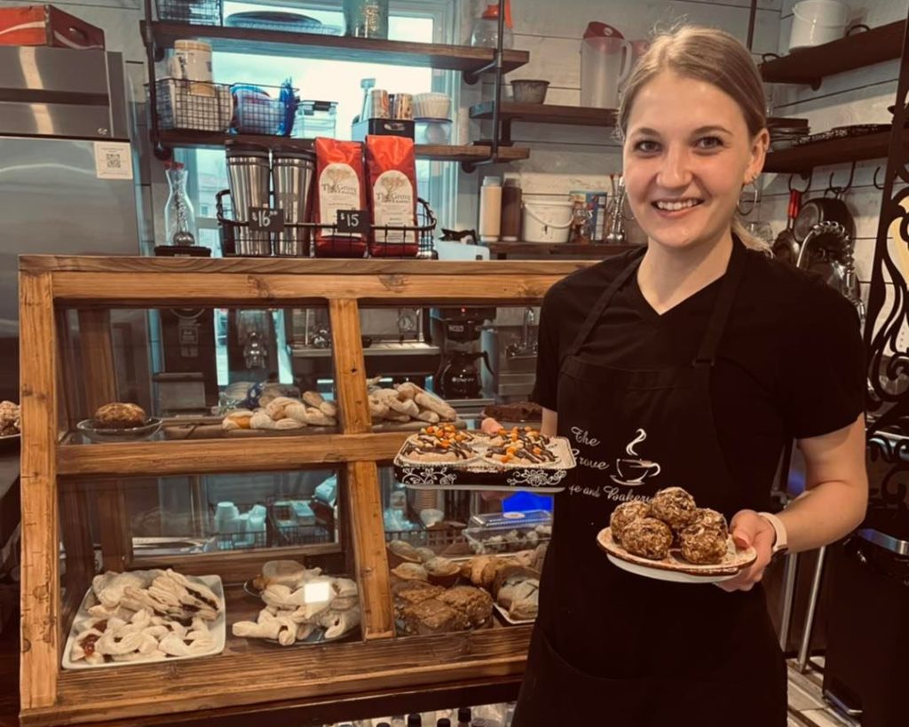 Explore - Hermitage Inn & Taphouse